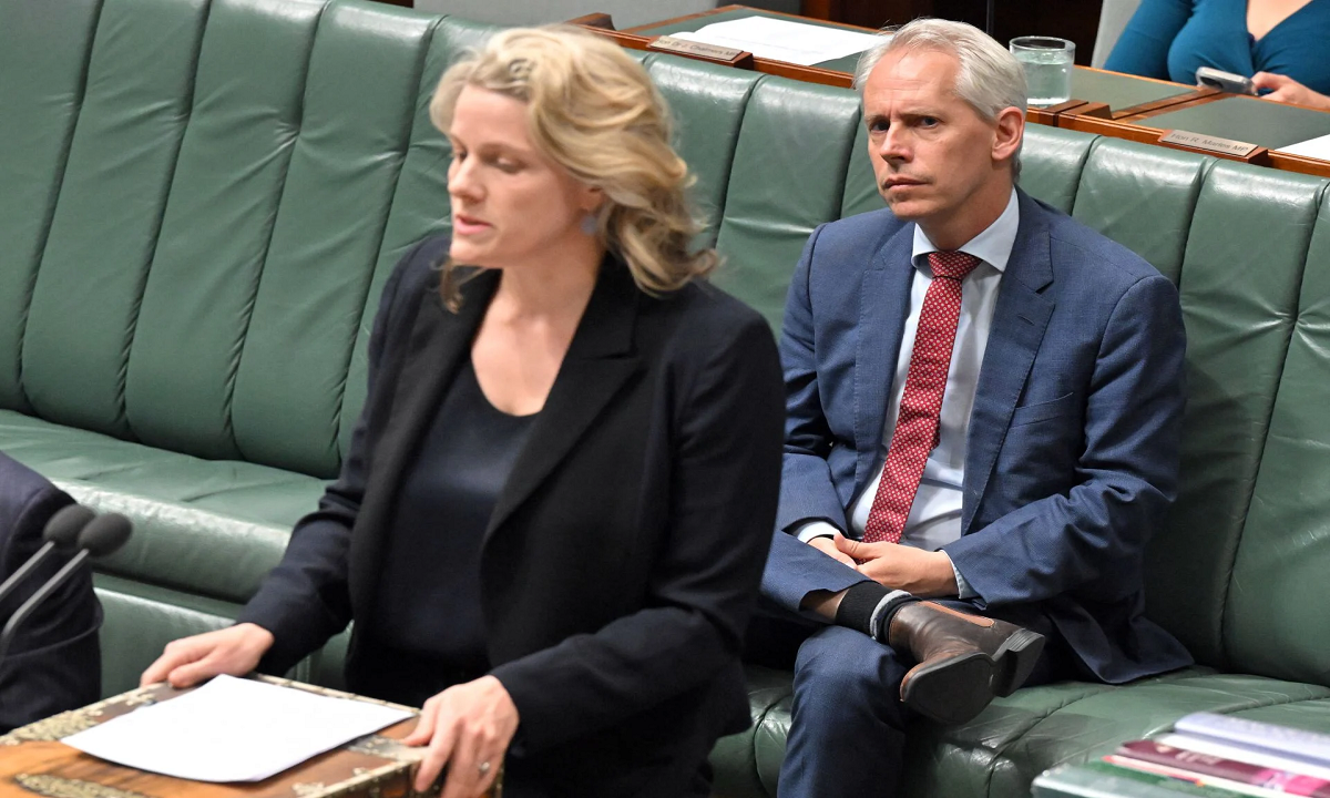 Albo to dump failed immigration ministers? - MacroBusiness